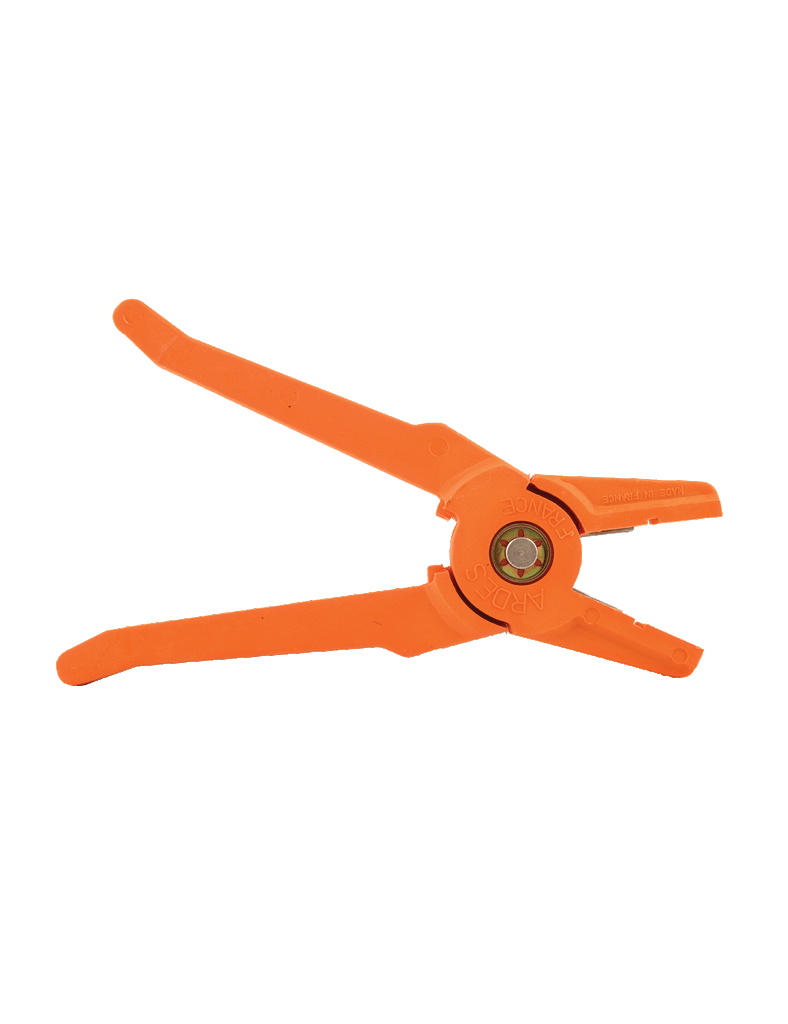 Lamb management tag applicator – Sheepproducts.ie